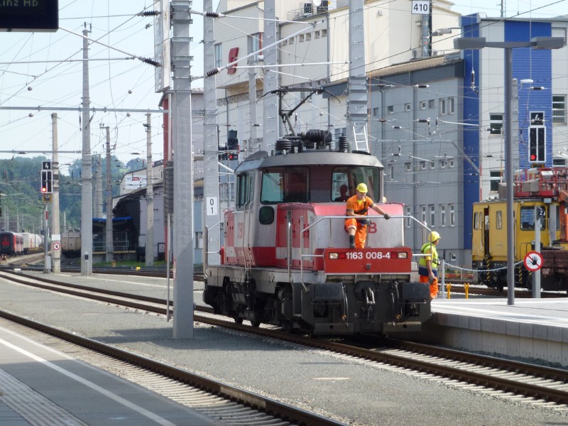 Electric locomotives